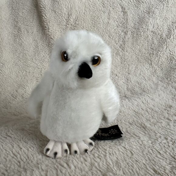 Warner Bros. | Toys | Wizarding World Harry Potter Hedwig Mini Snowy ...